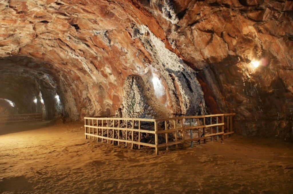 Unveiling the Mystique of Himalayan Salt: Nature’s Ancient Treasure ...